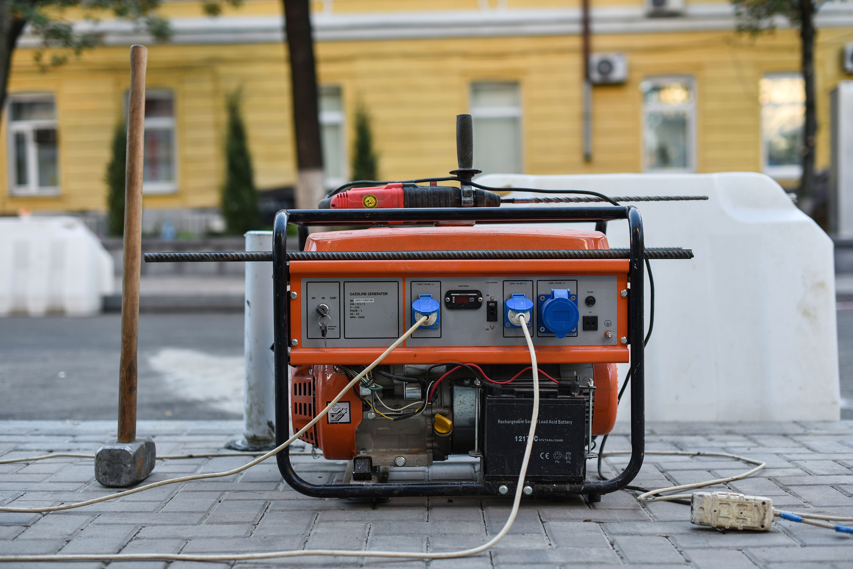 Unsafe Generator Use Raises Risk of Carbon Monoxide Poisoning | Rutgers ...