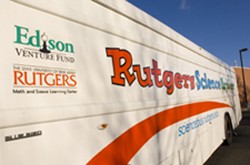 Rutgers Science Bus Expands Bilingual Lessons Program | Rutgers University
