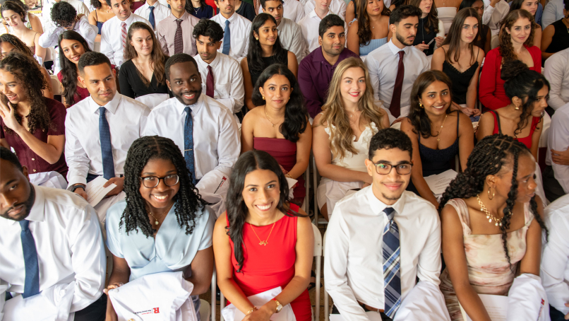 New Medical School Students Don Their White Coats for the First Time ...